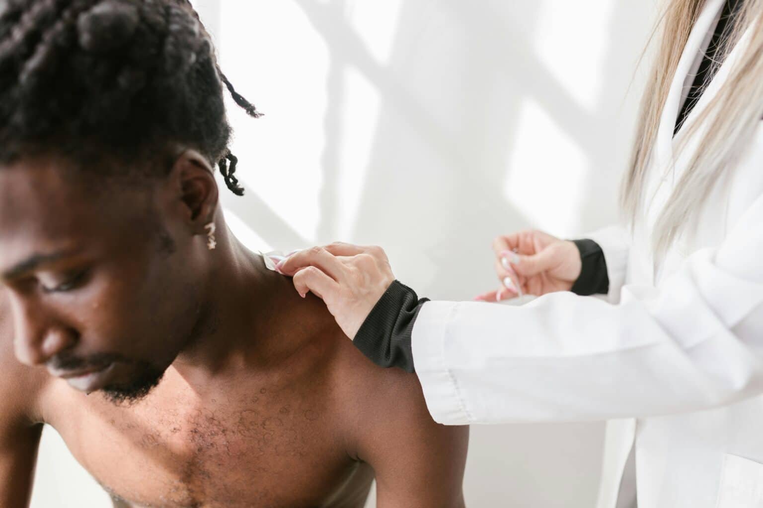 Frozen Shoulder: Causes, Symptoms, And Treatment Options